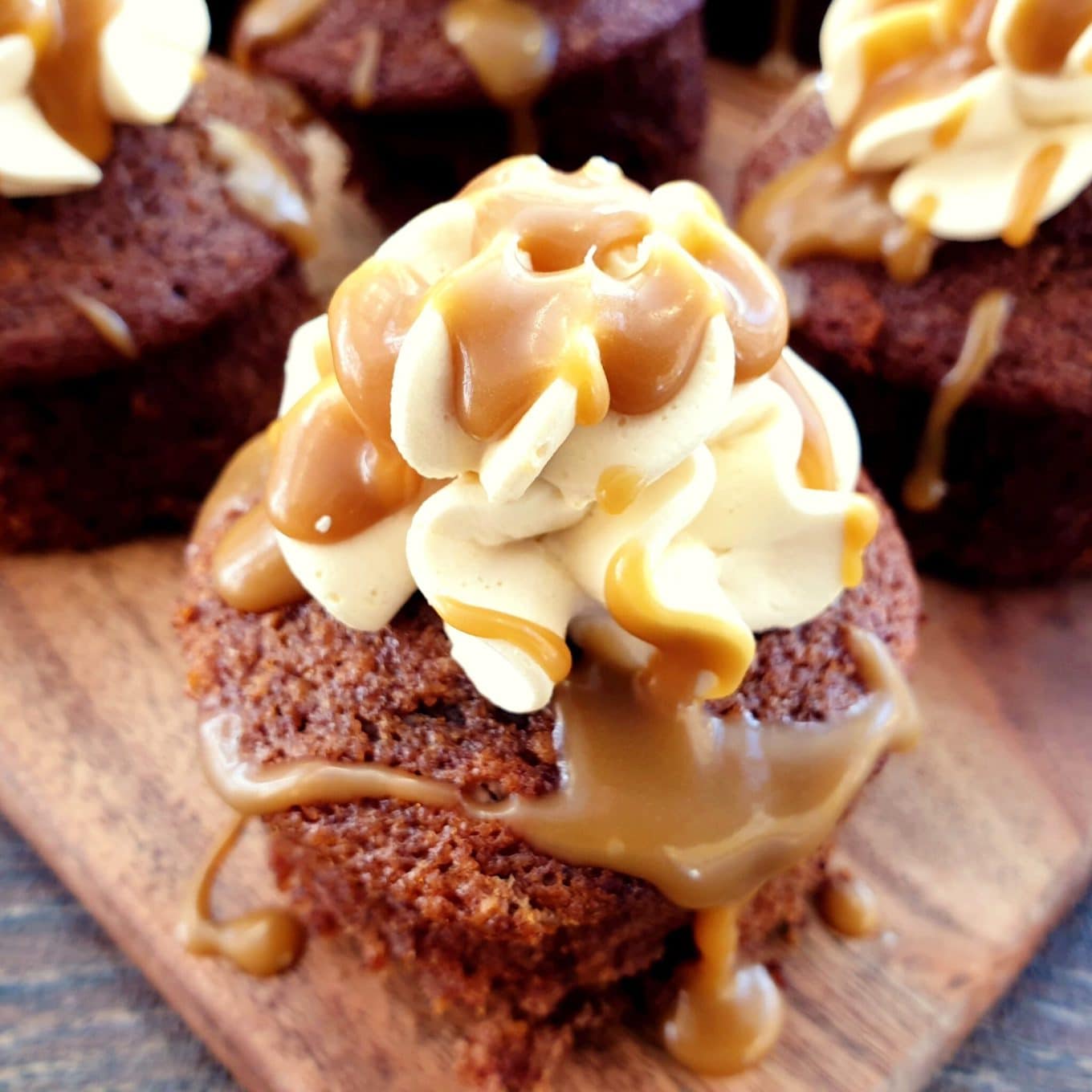 Sticky Toffee Cupcakes (Bun Cakes) – Feast Glorious Feast