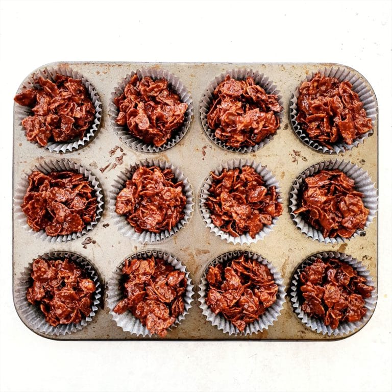 Chocolate Cornflake Cakes with Golden Galaxy Eggs – Feast Glorious Feast