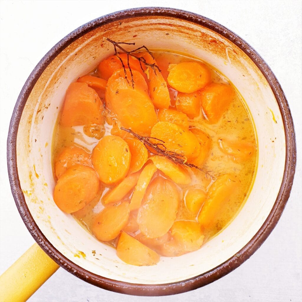 Vichy Carrots with Thyme (Glazed Carrots) – Feast Glorious Feast