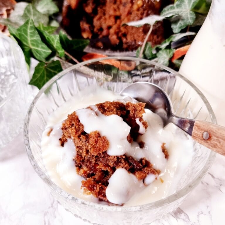 Cheat’s Microwave Christmas Pudding – Feast Glorious Feast