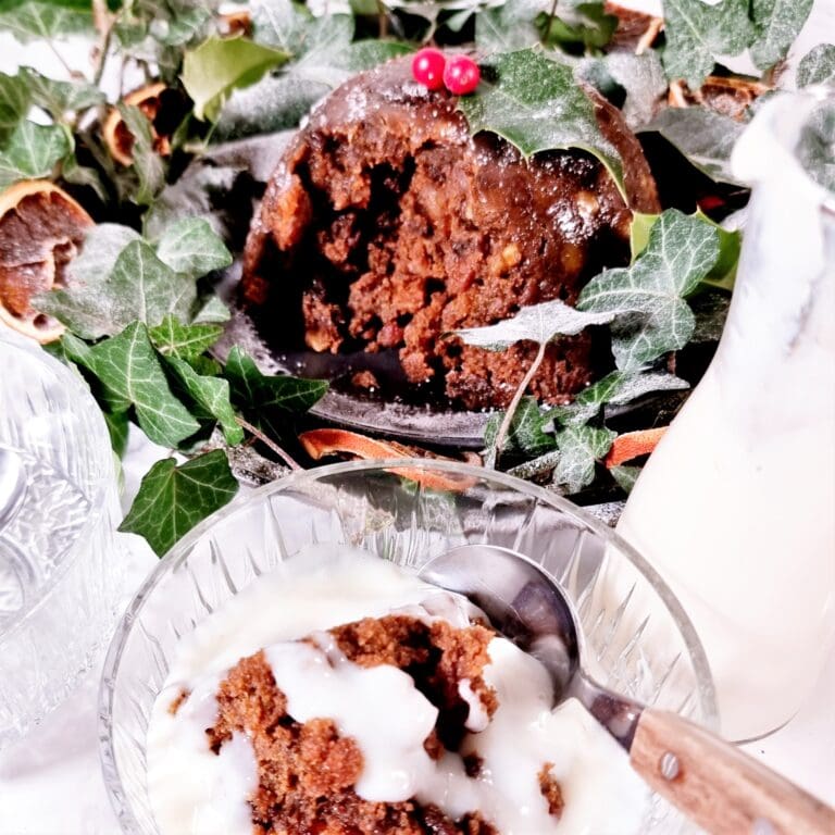 Cheat’s Microwave Christmas Pudding – Feast Glorious Feast