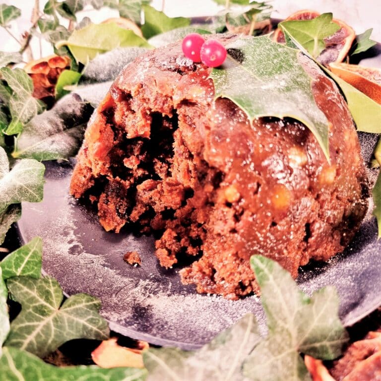 Cheat’s Microwave Christmas Pudding – Feast Glorious Feast