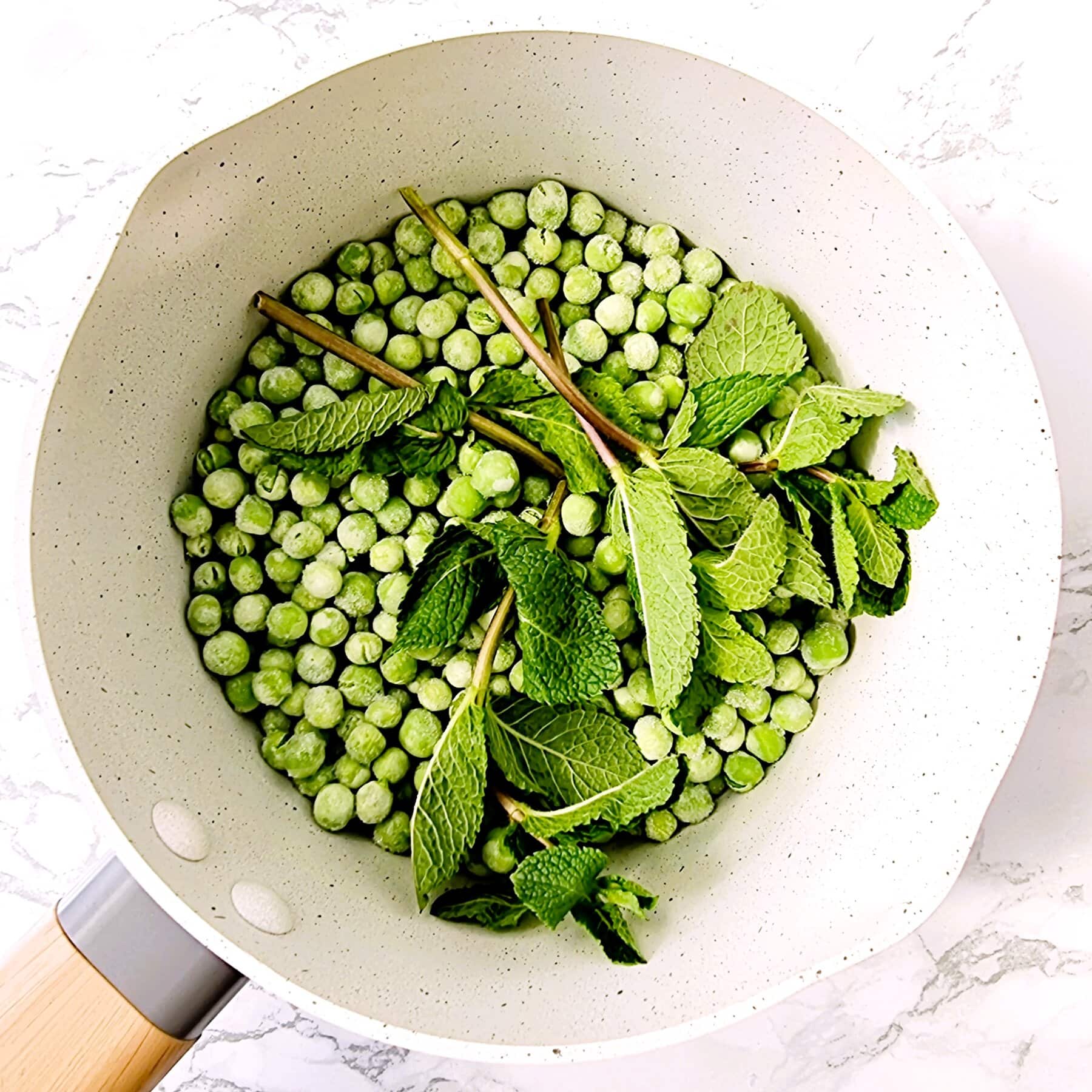 Minted Peas with Fresh Mint Leaves – Feast Glorious Feast