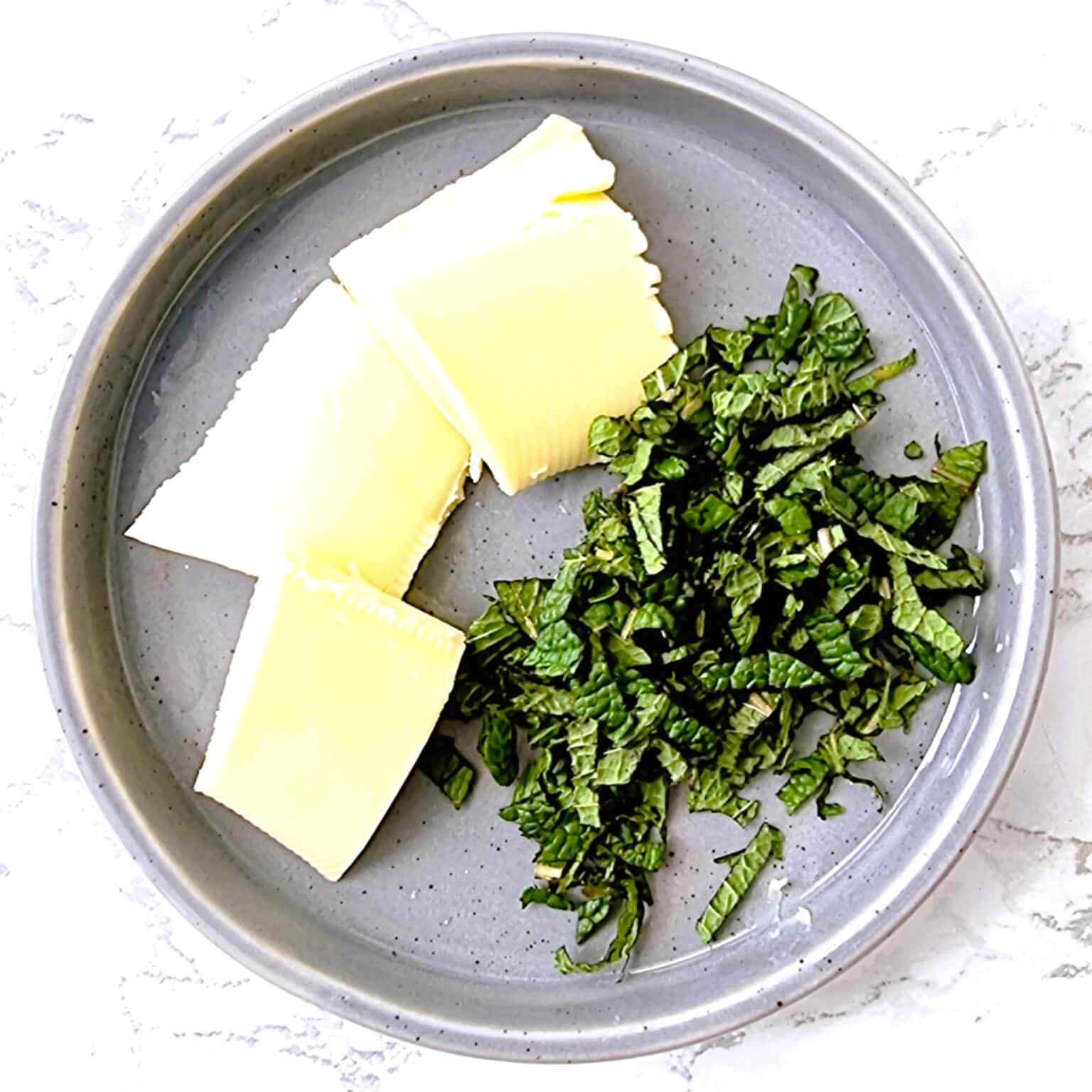 Minted Peas with Fresh Mint Leaves – Feast Glorious Feast