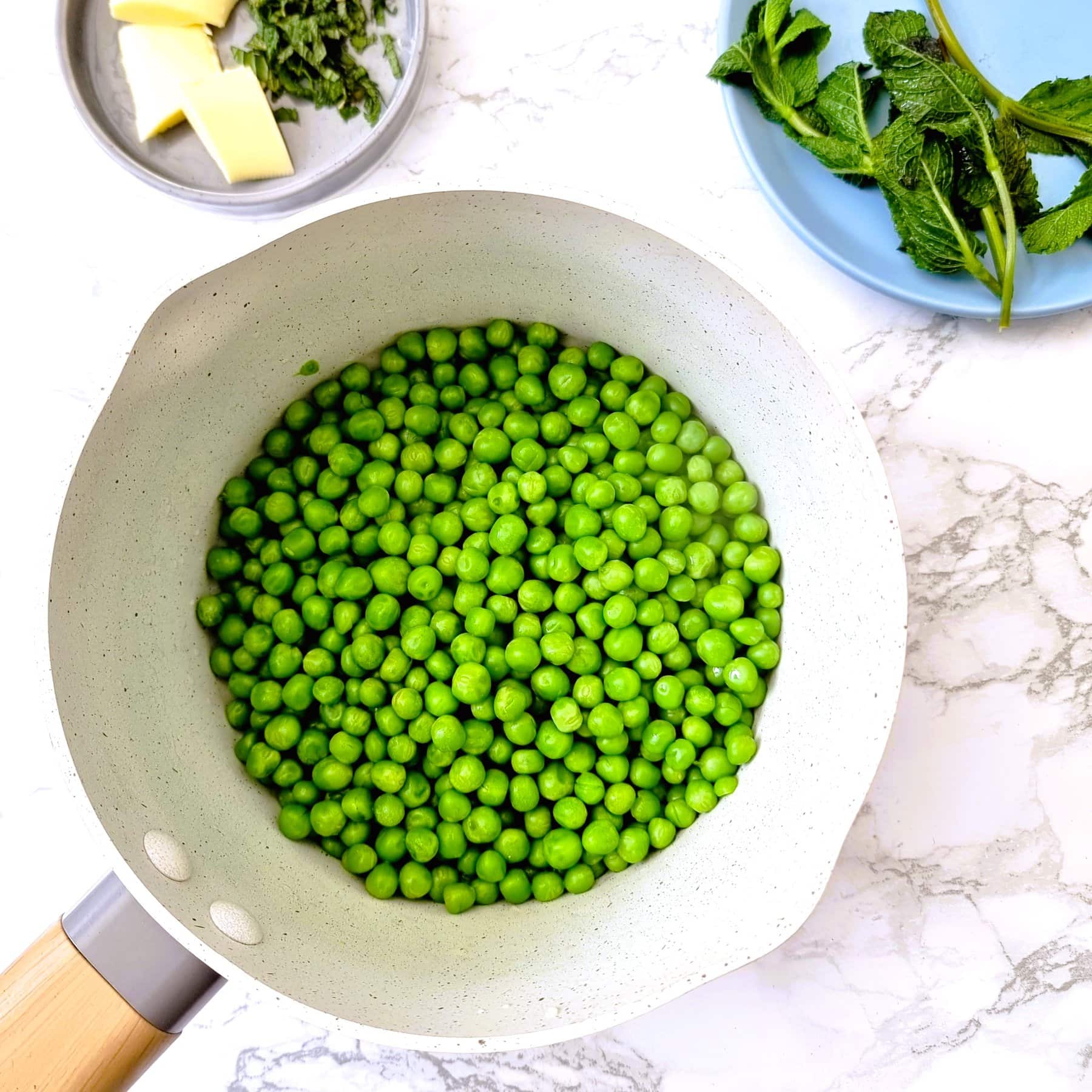 Minted Peas with Fresh Mint Leaves – Feast Glorious Feast