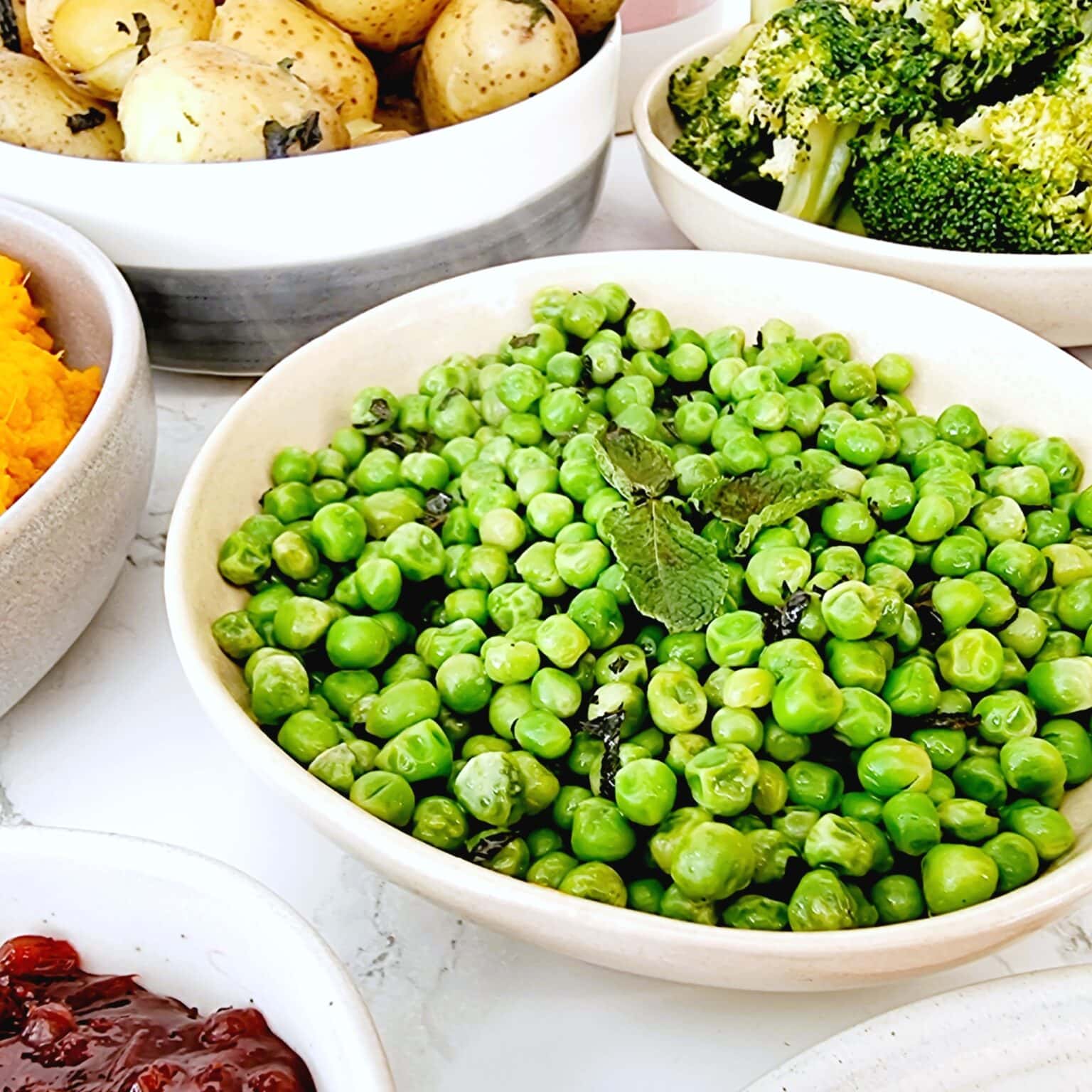 Minted Peas with Fresh Mint Leaves – Feast Glorious Feast