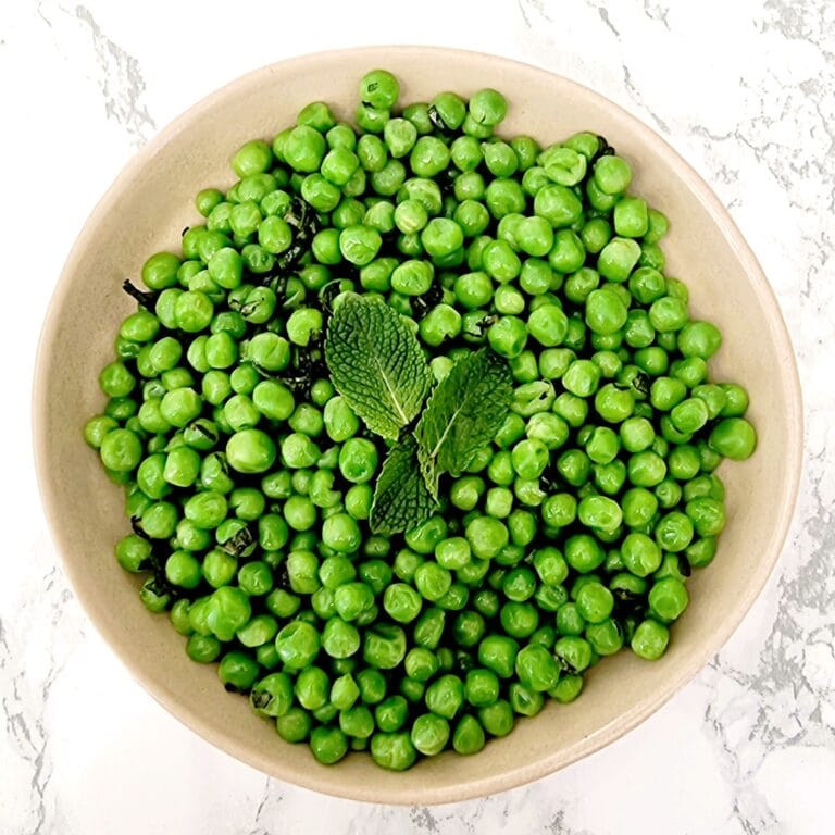 Minted Peas with Fresh Mint Leaves – Feast Glorious Feast