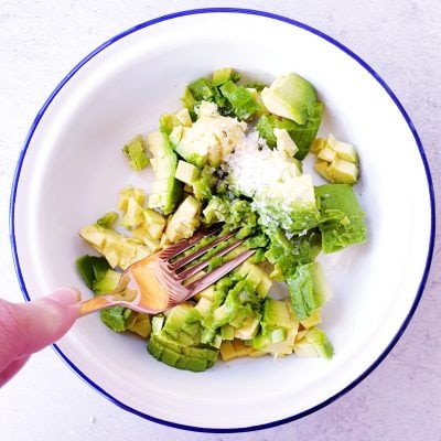 How to Prepare Avocado (Step-by-Step) – Feast Glorious Feast